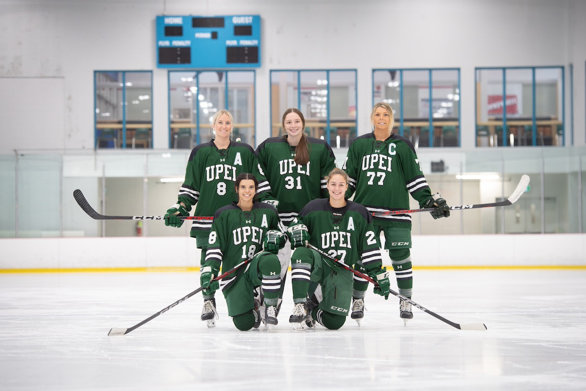 UPEI Women's Hockey Panthers vs. UPEI Faculty and Staff | University of ...